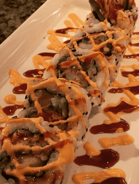 How to Make Dynamite Sushi Rolls - Half-Scratched